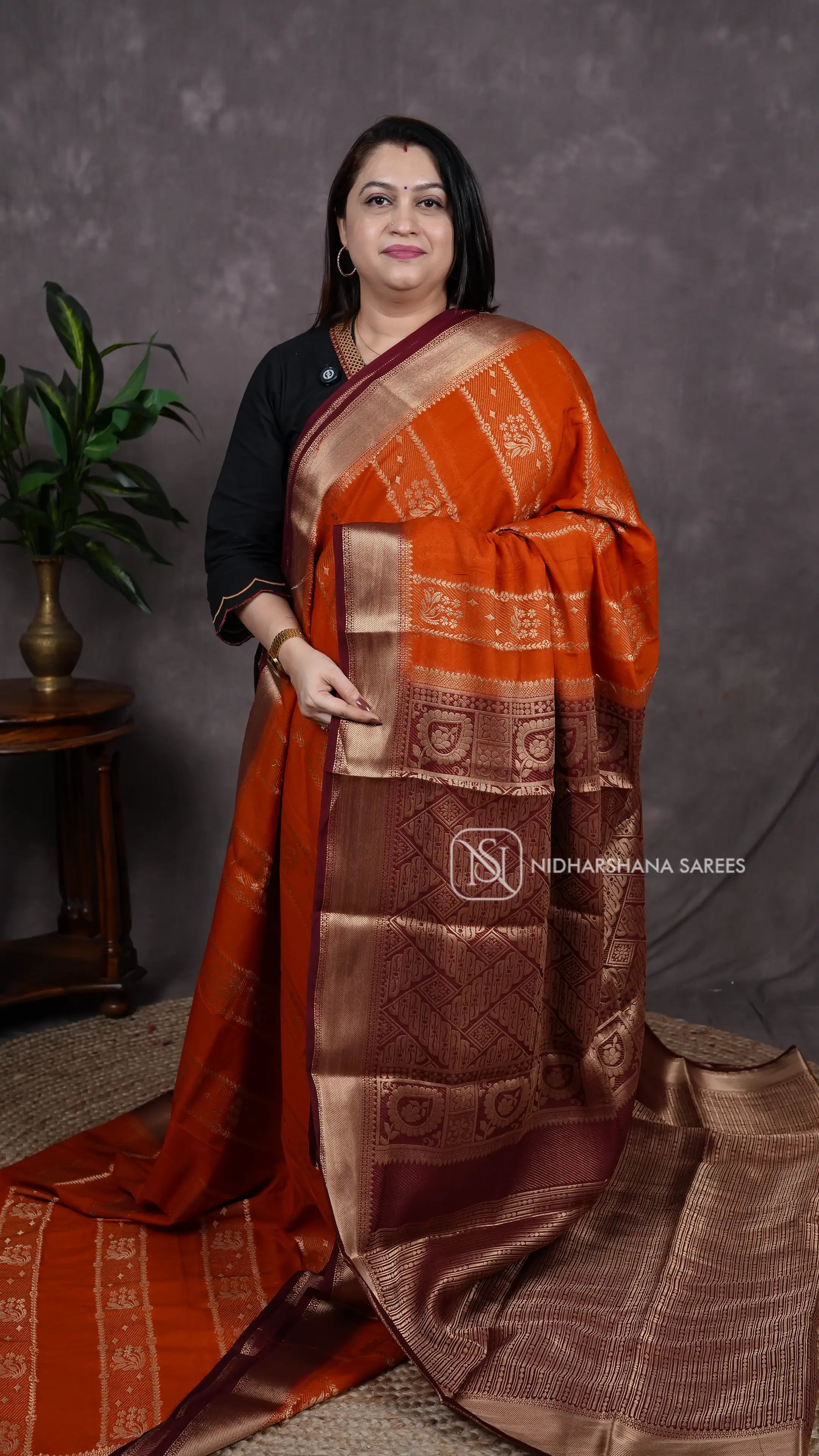 Semi Crepe Silk With Floral Zari Weaving – Nidharshana Sarees